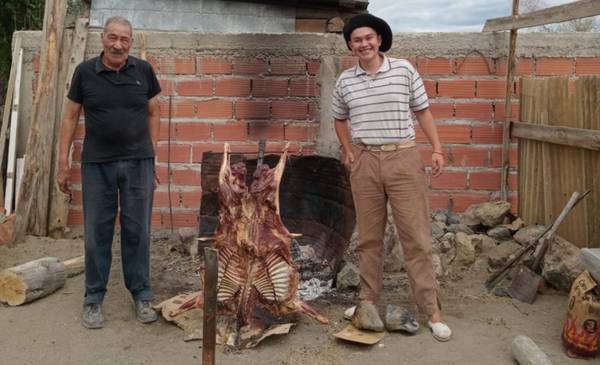 Tecka ya está disfrutando de la 34ª Fiesta del Calafate - Últimas ...