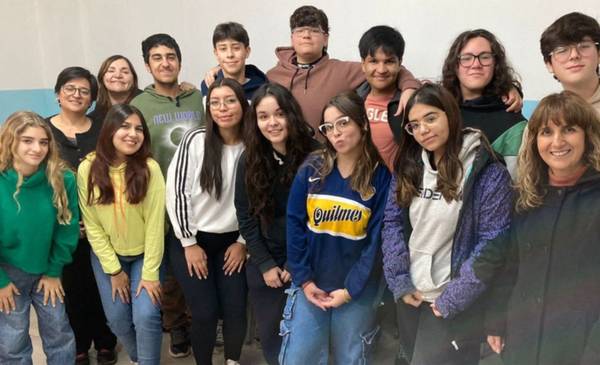 Estudiantes del María Auxiliadora de Rawson participarán en Buenos ...