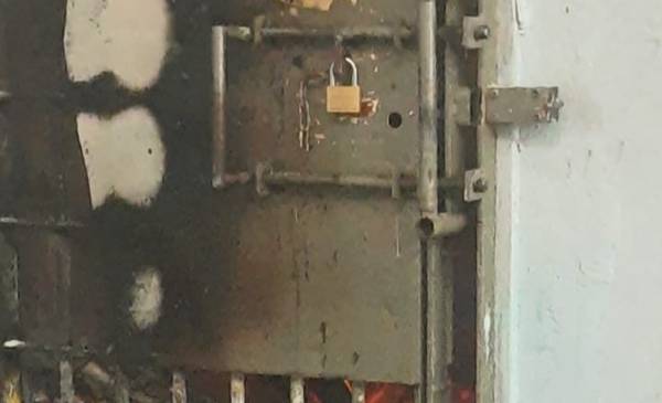 Detenidos quisieron amotinarse, quemaron colchones y uno terminó ...