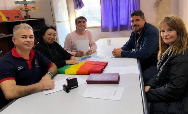 La Escuela Nº 762 puso en marcha la primera mutual escolar de Chubut ...