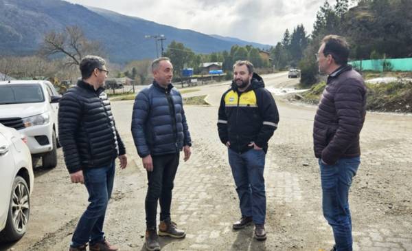 Iván Fernández recorrió Lago Puelo con el presidente de Vialidad ...