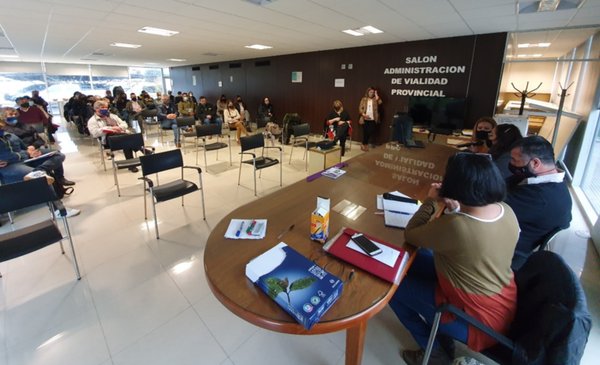 Los padres de Micaela García dictaron un taller de sensibilización con ... Los padres de Micaela García dictaron un taller de sensibilización con ...