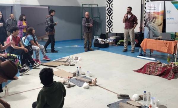 Telsen vivió una jornada de divulgación científica con actividades para ...